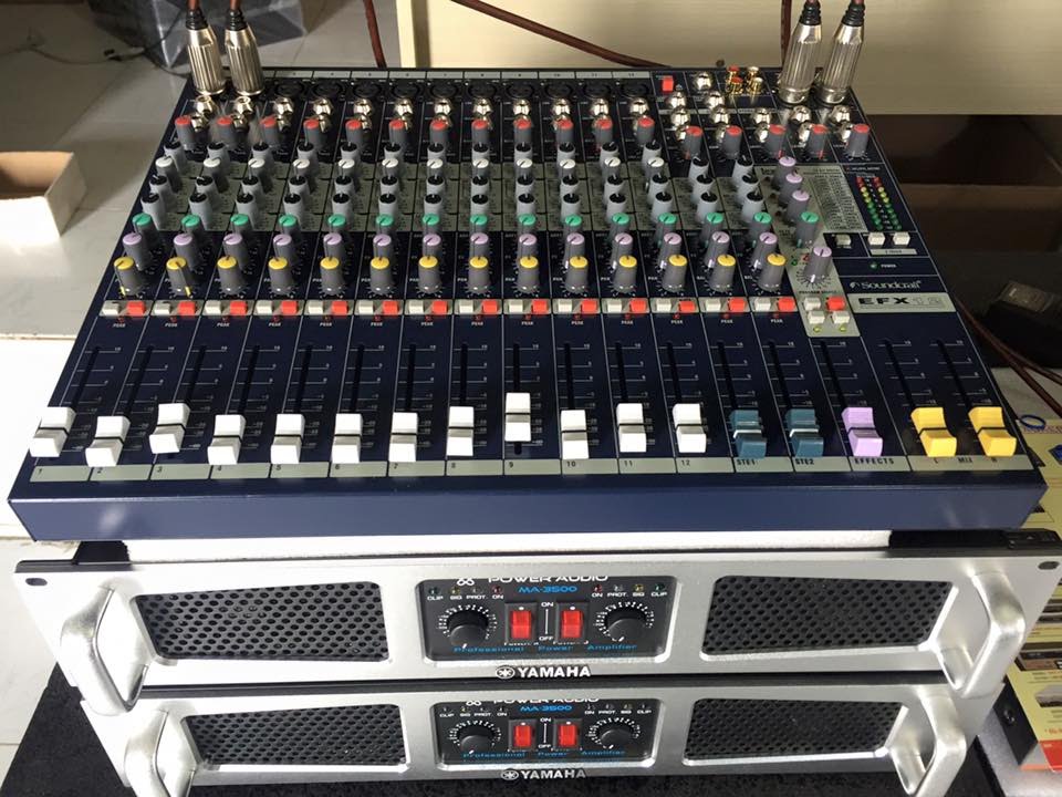 Mixer SOUNDCRAFT EFX12 | SAIGON HD